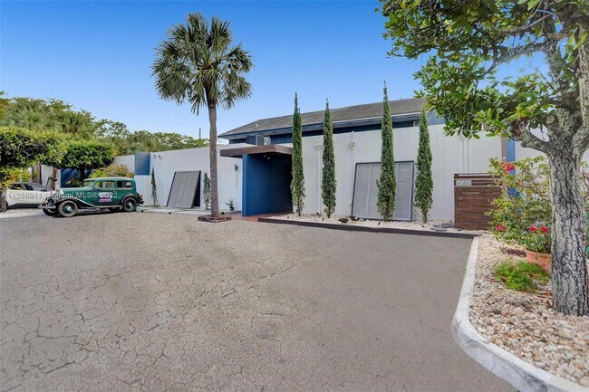 6426 Milk Wagon Ln, Miami Lakes, FL 33014 - Townhouse for Rent in Miami ... 6426 Milk Wagon Ln, Miami Lakes, FL 33014 - Townhouse for Rent in Miami ...