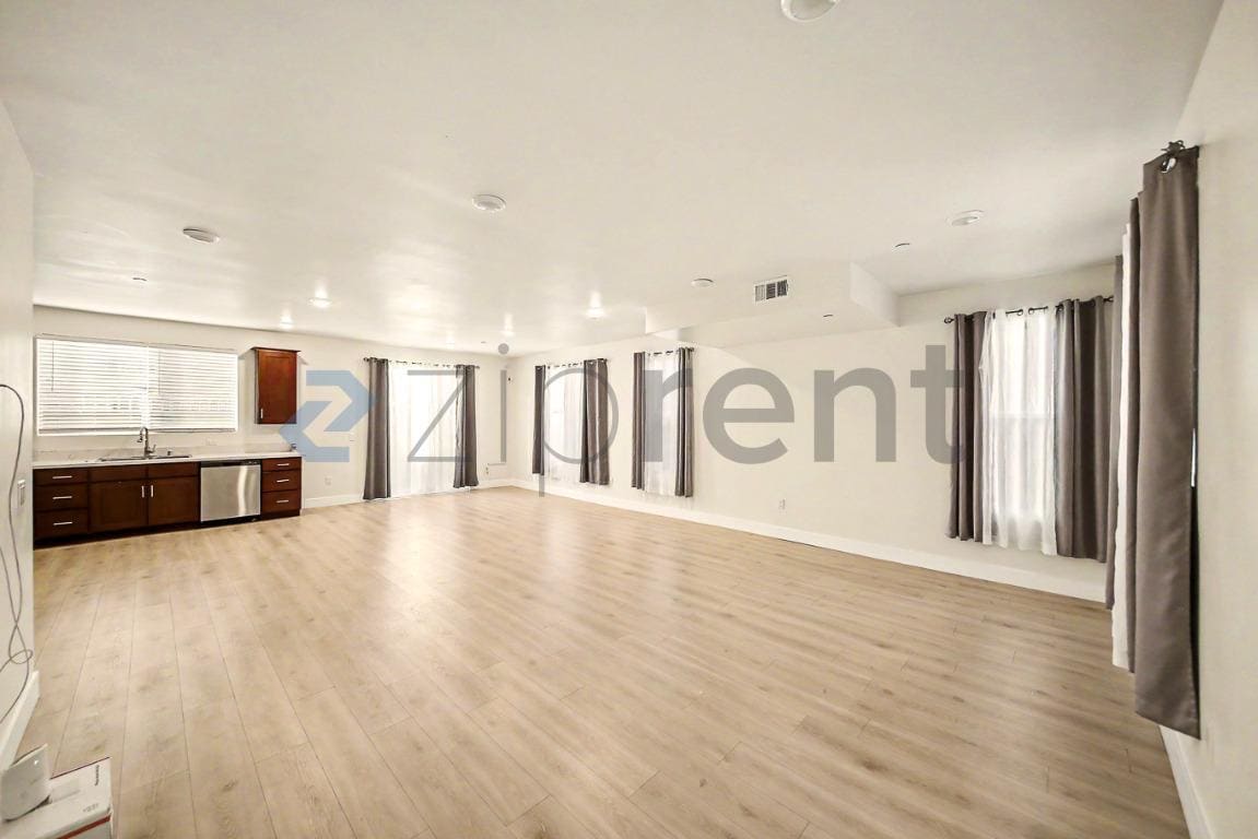 15127 Logos Ct, Los Angeles, CA 91343 | Apartments.com