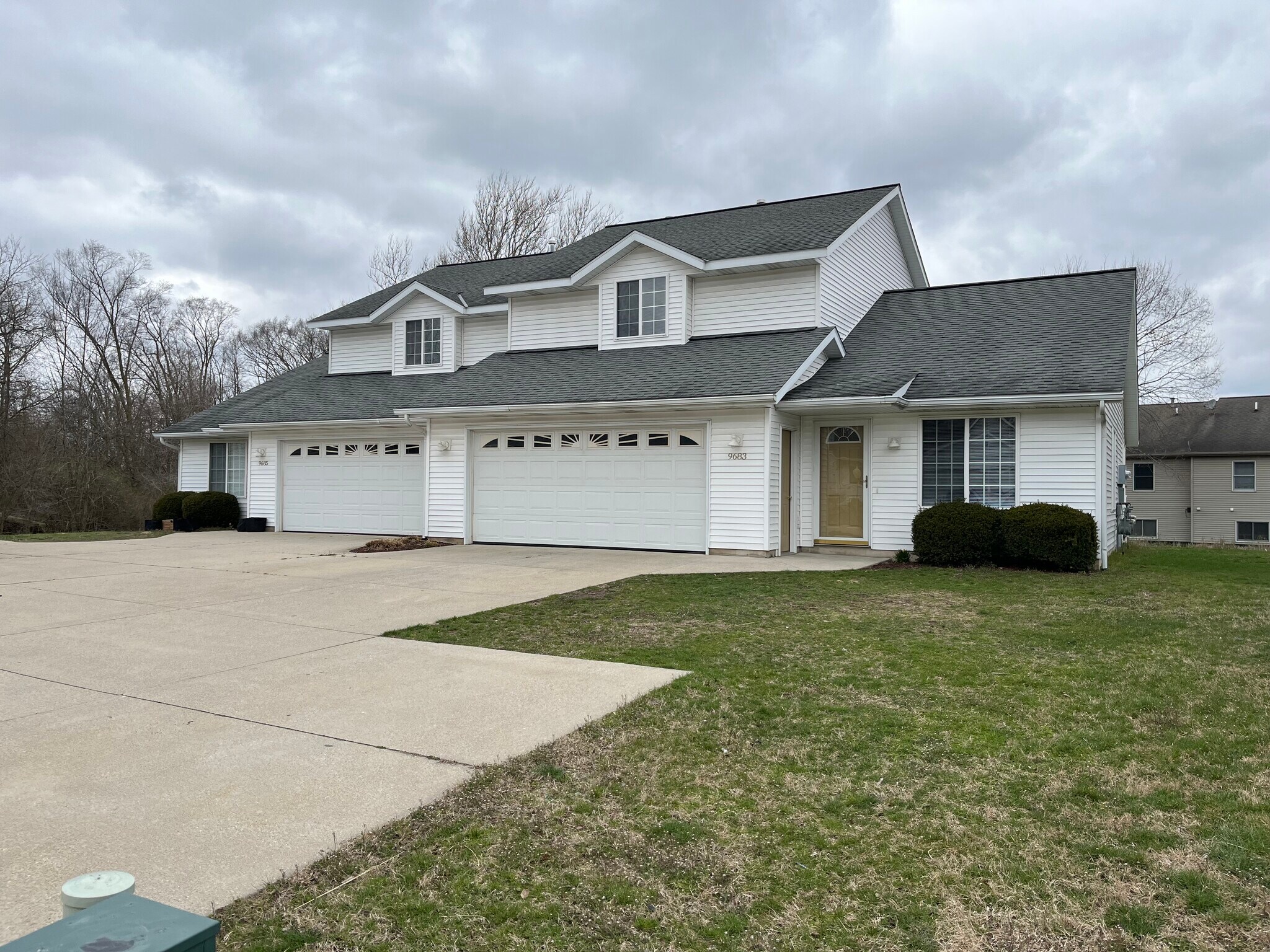 9683 Little Creek Ct, Zeeland, MI 49464 - Townhome Rentals in Zeeland ...