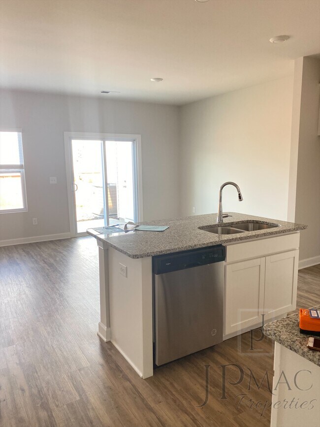 613 Reese Ln, Greenville, SC 29617 - Townhome Rentals in Greenville SC ...