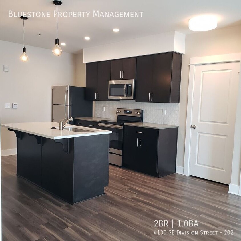 4130 SE Division St Unit 202, Portland, OR 97202 - Room for Rent in ...