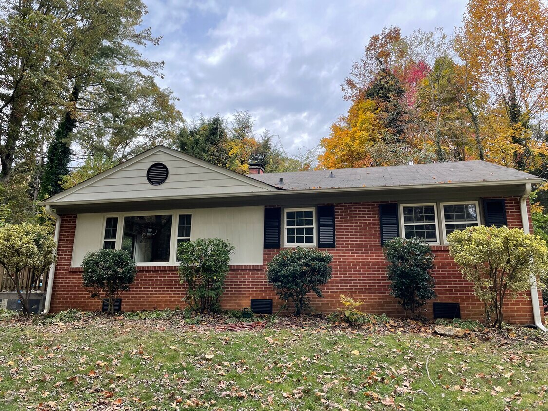 62 Royal Oaks Dr, Arden, NC 28704 - House Rental in Arden, NC ...