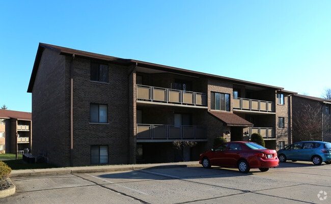 Devou Village Apartments - Ft Wright, KY | Apartments.com