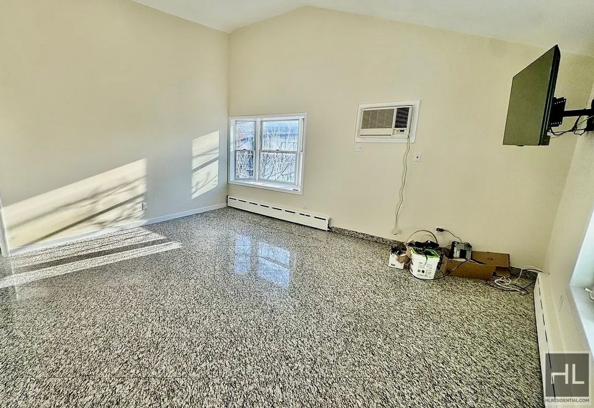 95-06-95158 158th Ave Unit 1, Queens, NY 11414 | Apartments.com