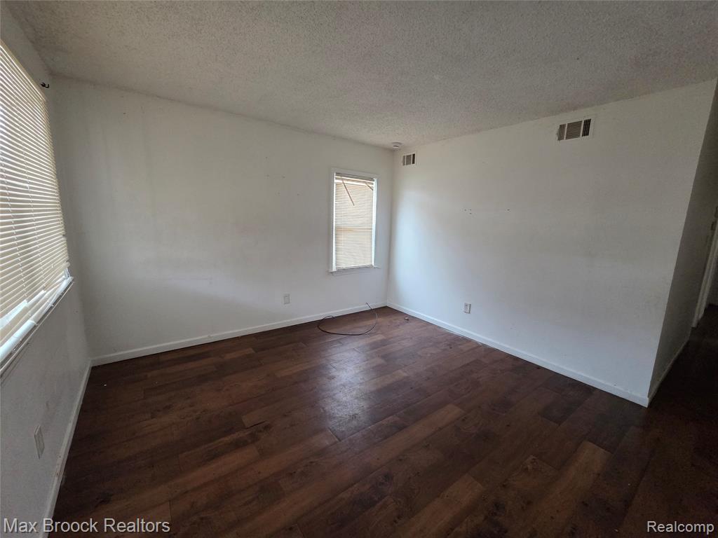 24511 Florence St, Detroit, MI 48219 - House Rental in Detroit, MI ...