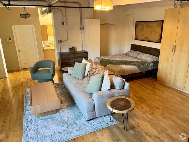 Geneva Mills Lofts Apartments for Rent with Hardwood Floors - North ...