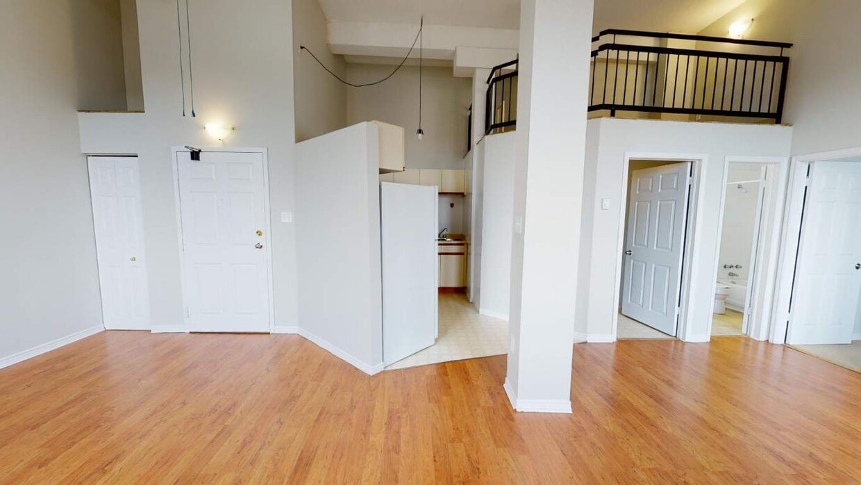 Somerville Place Lofts Apartments - 630 Dundas St London, ON ...