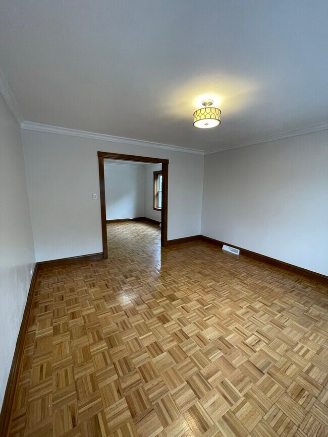 12824 S Marquette Ave, Chicago, IL 60633 - House Rental in Chicago, IL ...