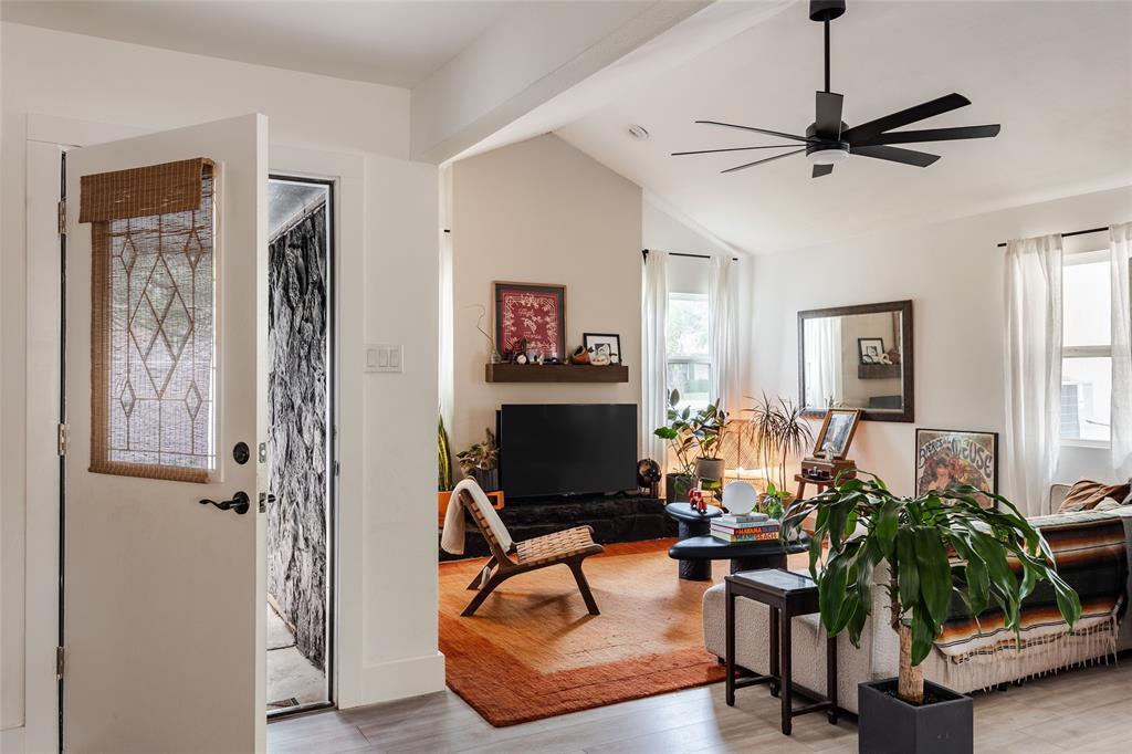 904 Acorn Oaks Dr, Austin, TX 78745 - House Rental in Austin, TX ...