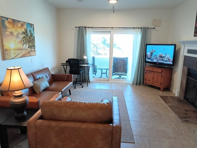 Short Term Apartments For Rent in Kew Gardens, Vista | Apartments.com