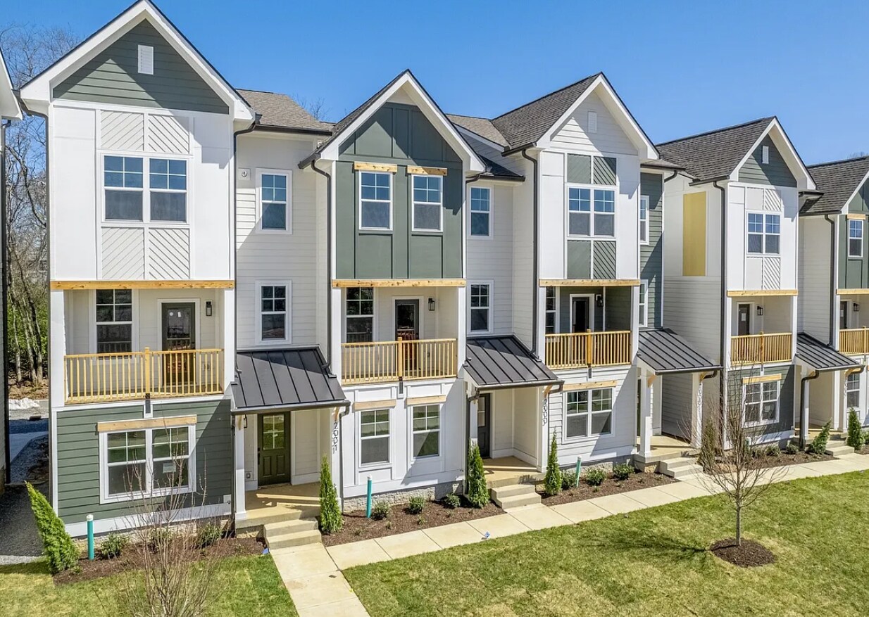2022 Maple Vw Ln, Nashville, TN 37207 | Apartments.com