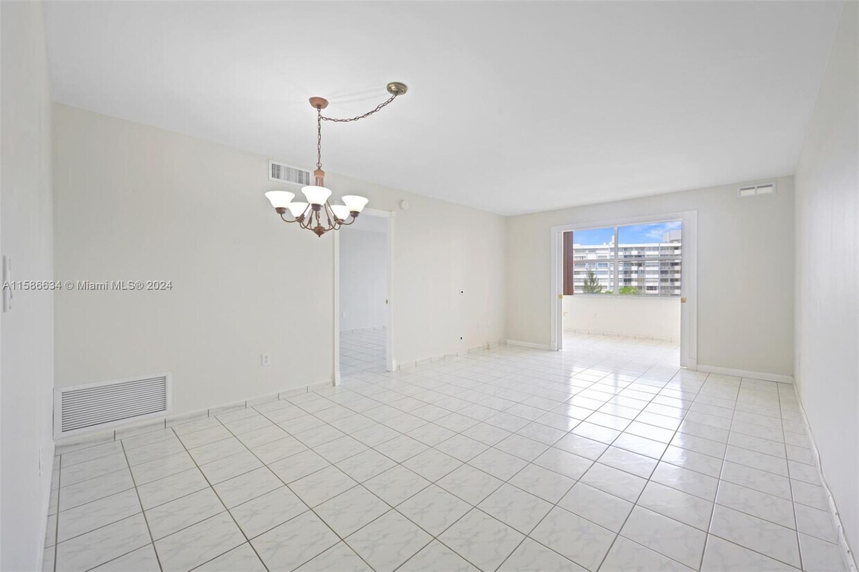 1300 NE Miami Gardens Dr Unit 617E, Miami, FL 33179 - Condo for Rent in Miami, FL | Apartments.com