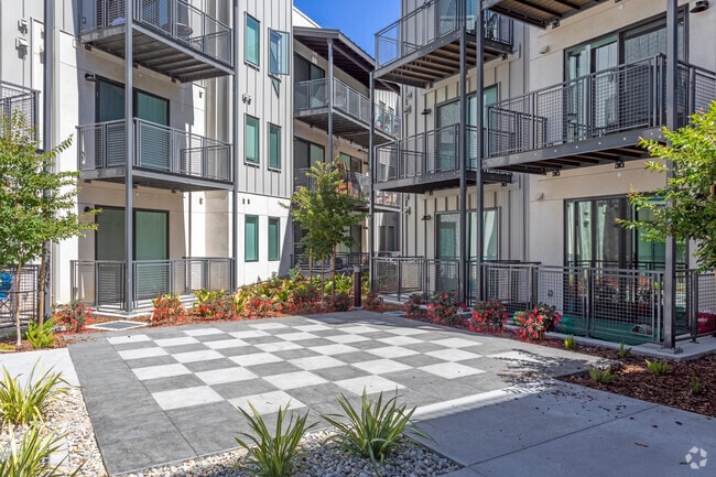 Southwood Luxury Apartments for Rent - 1 Rentals | Apartments.com