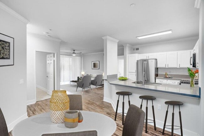 Canyon Crest Apartments - 1550 Central Ave Riverside, CA | Apartments.com