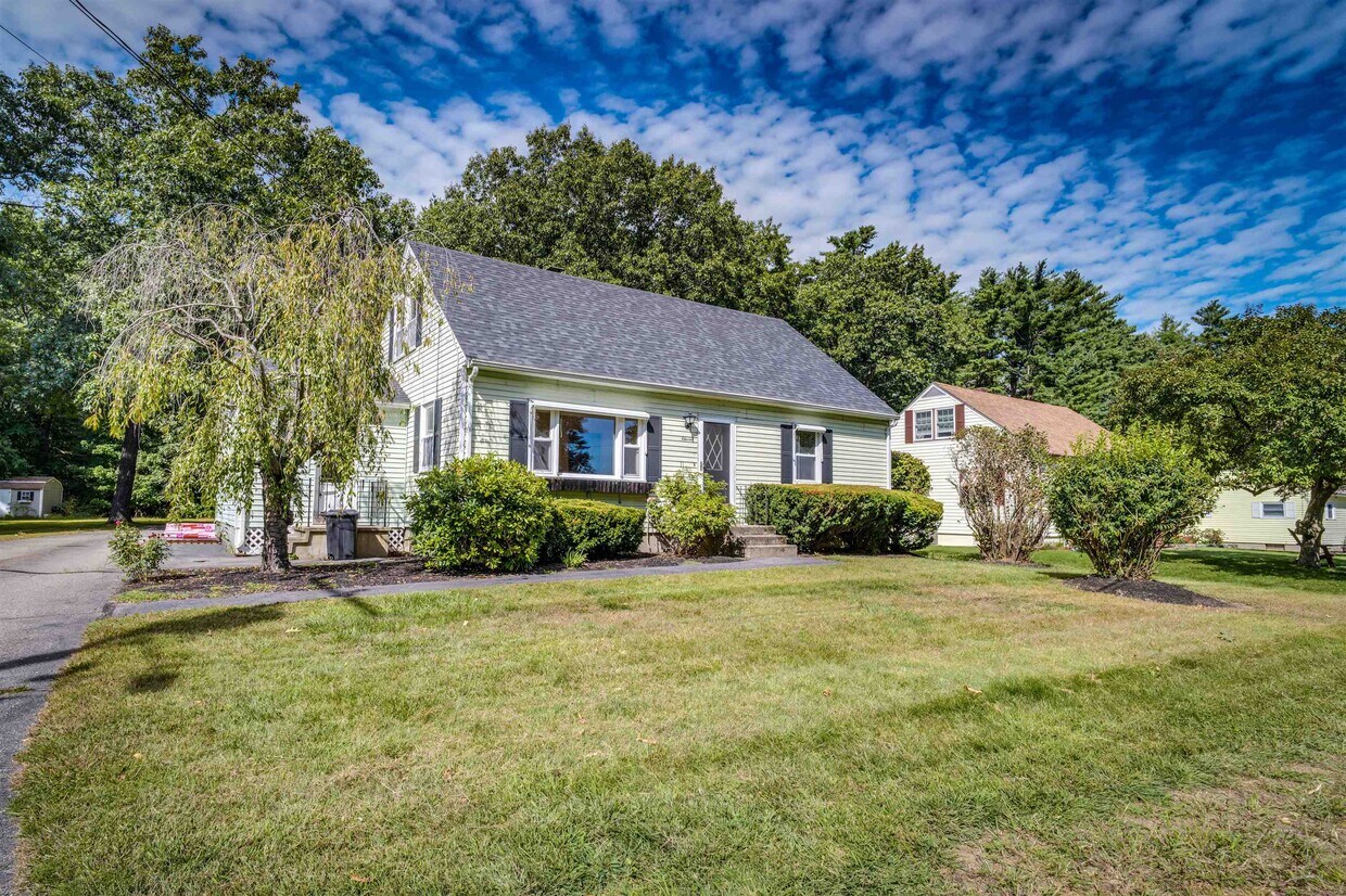11 Barry St, Dover, NH 03820 - House Rental in Dover, NH | Apartments.com