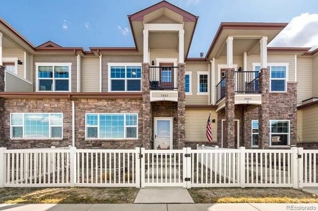 Timnath CO Condos for Rent with Garages