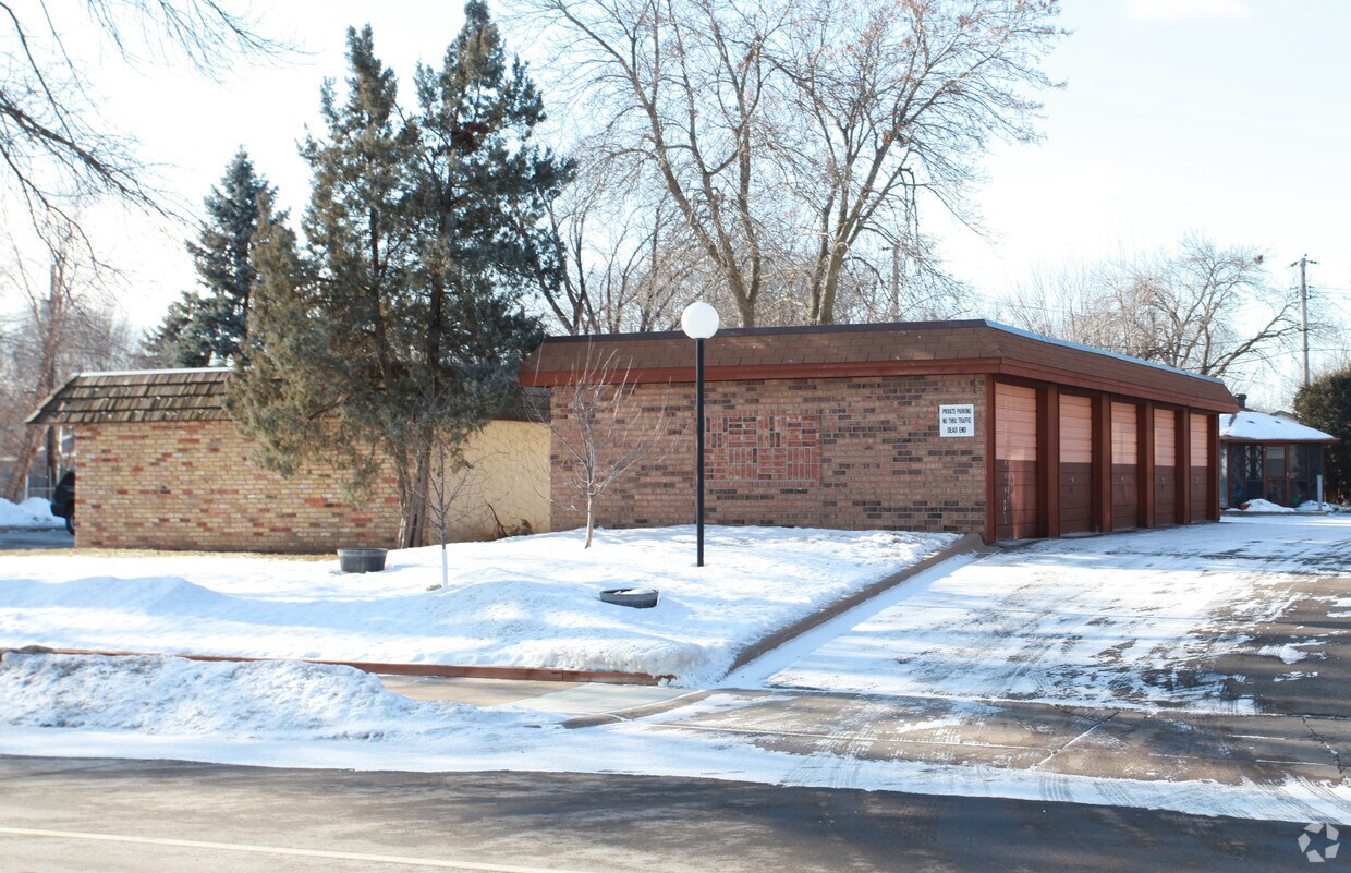 The Crystal- 55+ Community - 5755 W Broadway Ave Crystal, MN ...