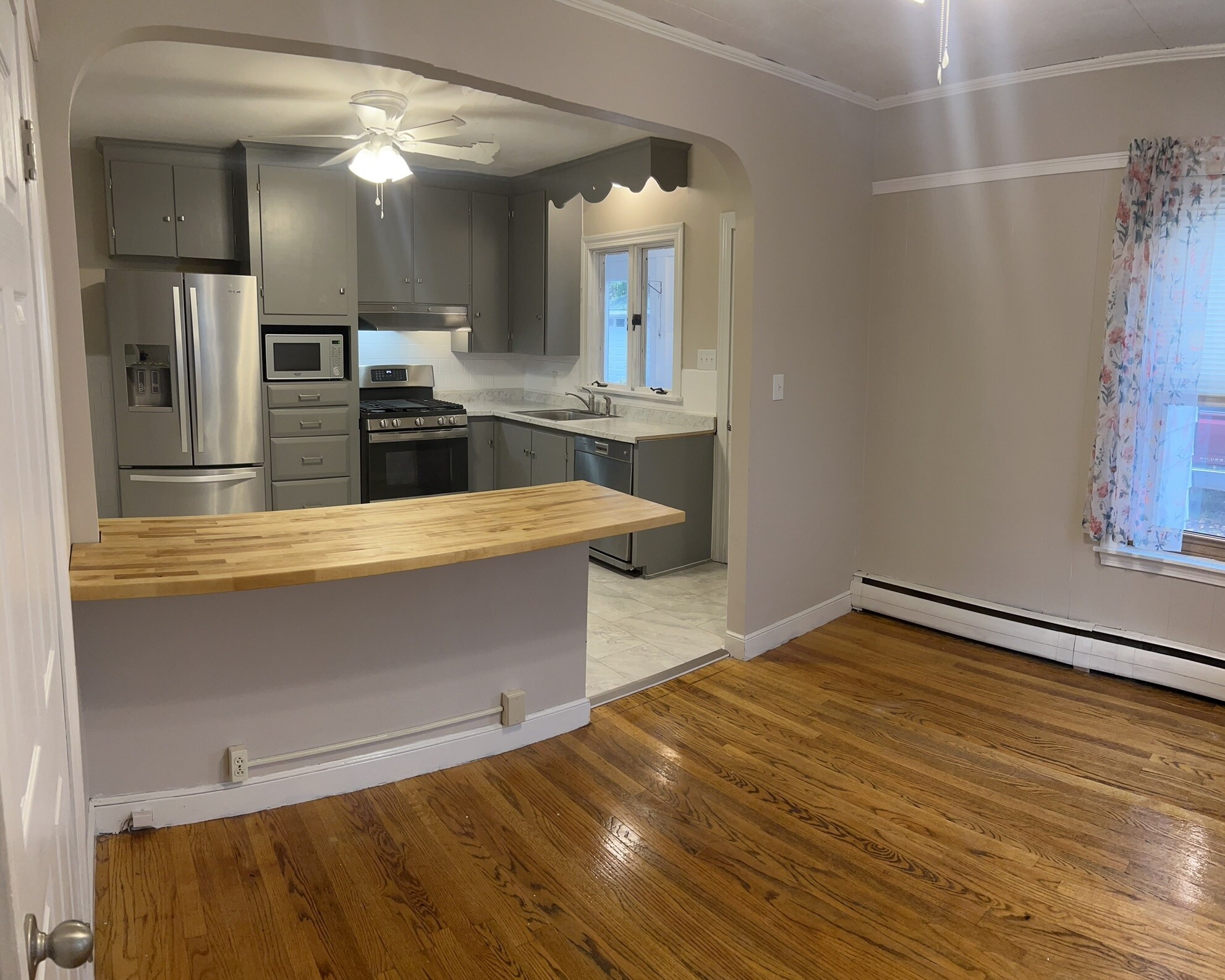 18 W Hartford Ave, Uxbridge, MA 01569 - Townhome Rentals in Uxbridge MA ...