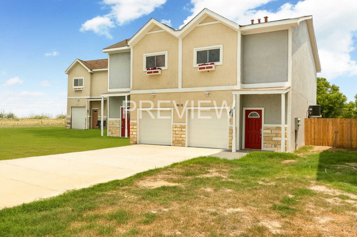 8611 Key Windy Way, Converse, TX 78109 - Townhome Rentals in Converse ... 8611 Key Windy Way, Converse, TX 78109 - Townhome Rentals in Converse ...