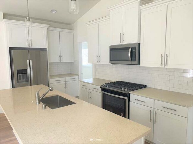 70 Compass Ln, Allyn, WA 98524 | Apartments.com