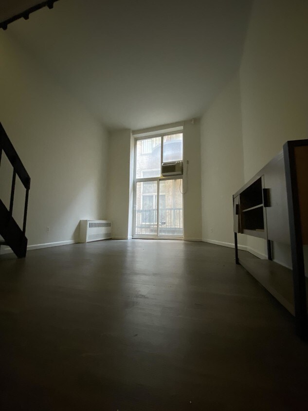 33 Gold St Unit 514, New York, NY 10038 - Room for Rent in New York, NY ...