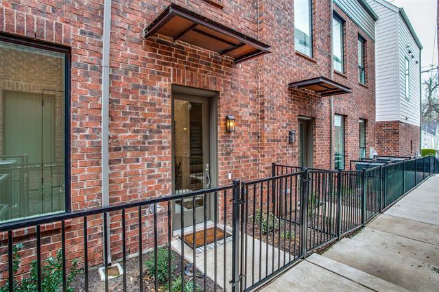 122 Chester Ct, Dallas, TX 75203 - Townhome Rentals in Dallas TX ...