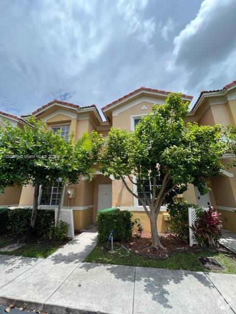 Sunset Isle Apartments for Rent with Hardwood Floors - Tamarac, FL - 15 ...