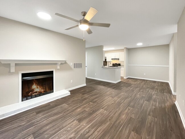 Wendover River Oaks - Apartments in Greensboro, NC | Apartments.com