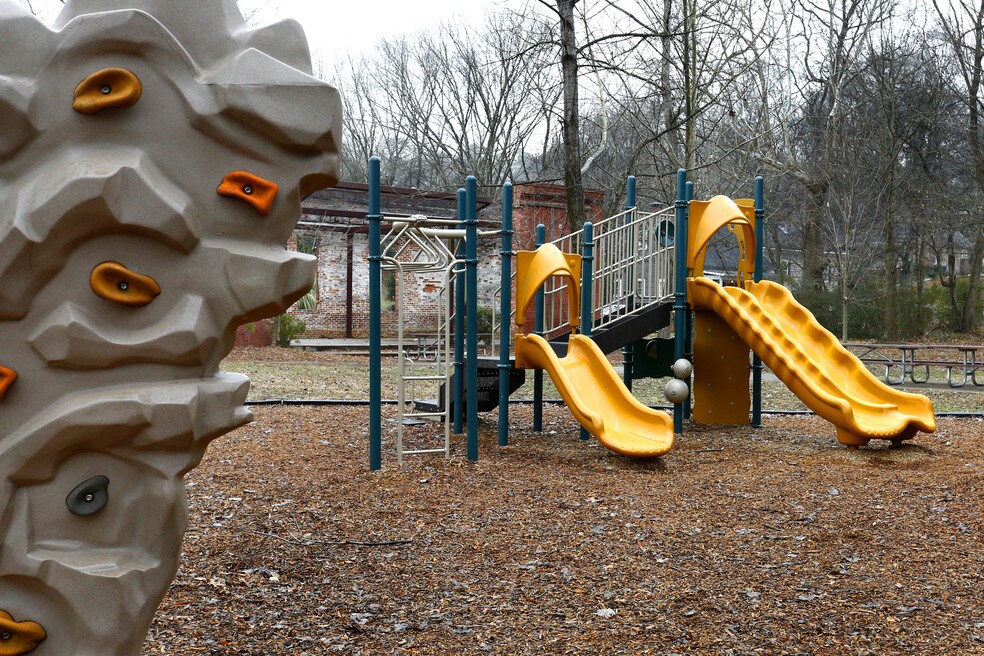 Is Riverside a Good Place To Live in Atlanta GA? - Neighborhood Guide ...