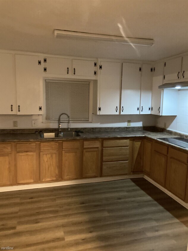 808 5th Ave N, Texas City, TX 77590 - House Rental in Texas City, TX ...