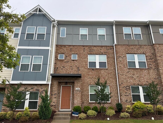 1528 Kiln Ct, Cary, NC 27519 - Townhome Rentals in Cary NC | Apartments.com