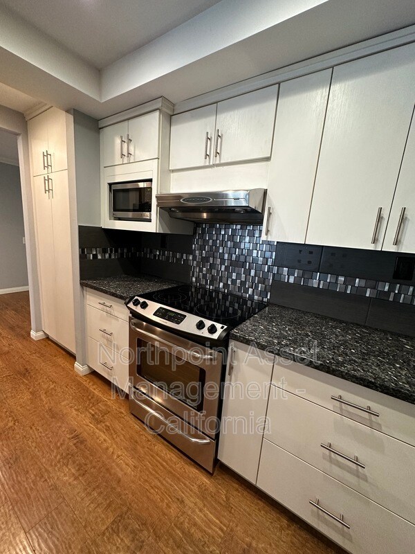 10669 San Diego Mission Rd Unit 208, San Diego, CA 92108 - Condo for ...