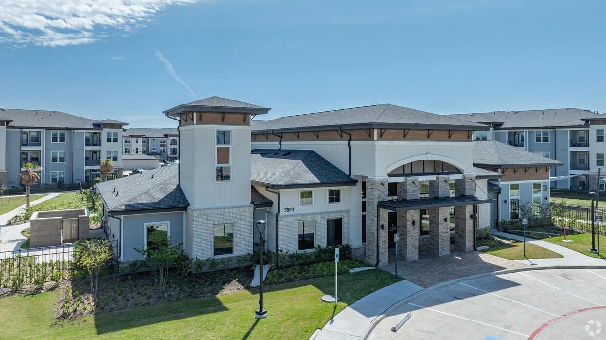 Westover at West Branch - 5550 Dancy Rd Houston, TX 77041 | Apartments.com