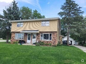 Duplex for Rent in Waukesha, WI - 6 Rentals | Apartments.com