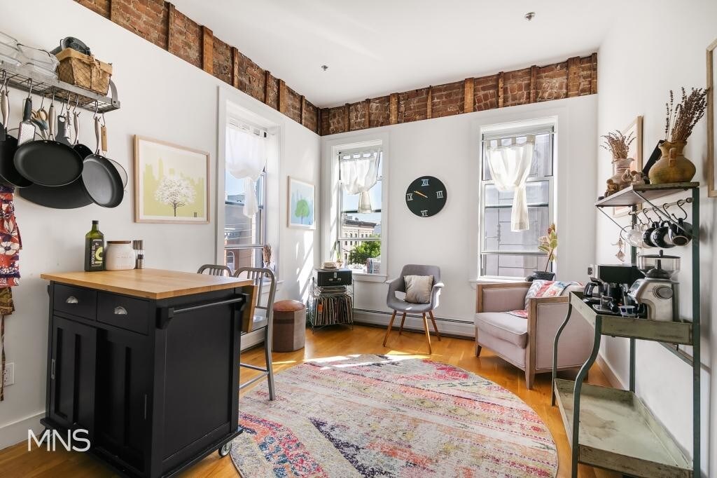 240 St Nicholas Ave, Brooklyn, NY 11237 - Townhome Rentals in Brooklyn ...