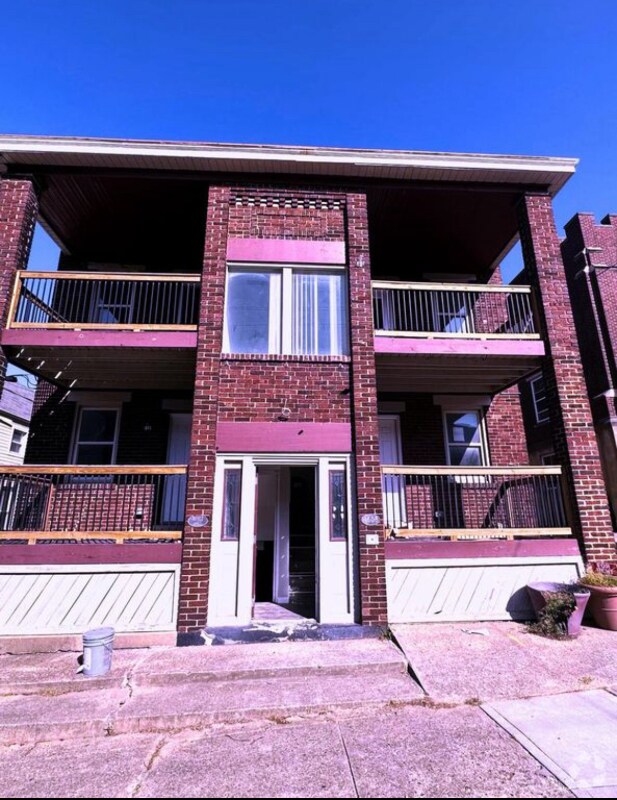 Stephen Kemper Farm Apartments for Rent with High Ceilings - Cincinnati ...