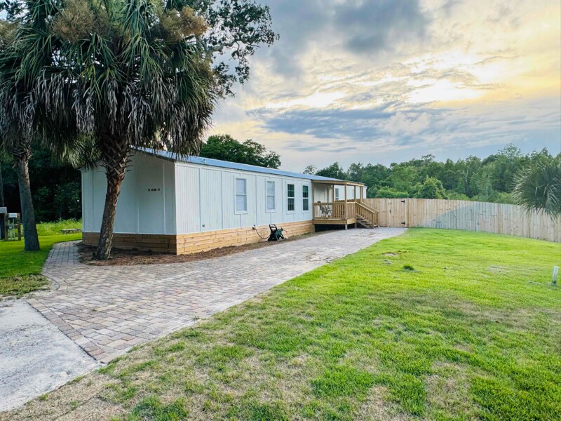 10 Adams St, Freeport, FL 32439 | Apartments.com