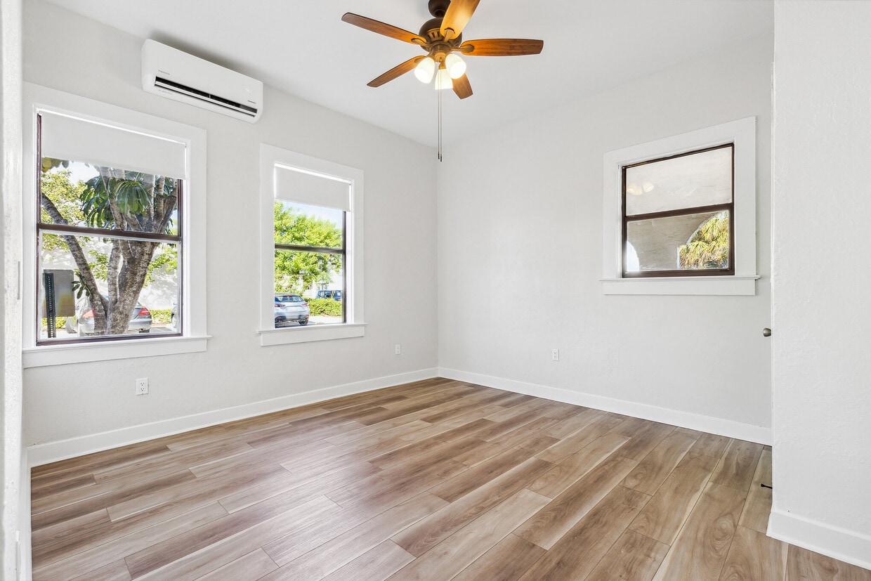 Flamingo Park Apartments - 418-424 Kanuga Dr West Palm Beach, FL 33401 ...
