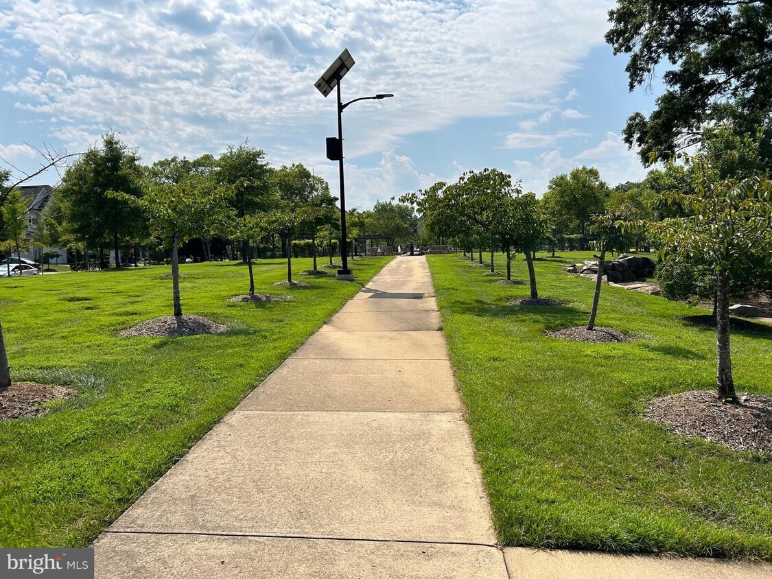 5658 Lierman Cir, Centreville, VA 20120 - House Rental in Centreville ...