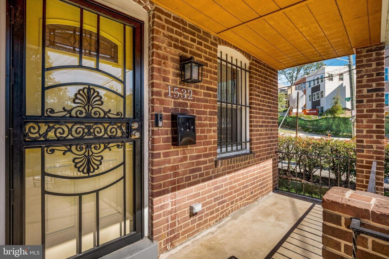 1532 Howard Rd SE, Washington, DC 20020 - Townhome Rentals in ...