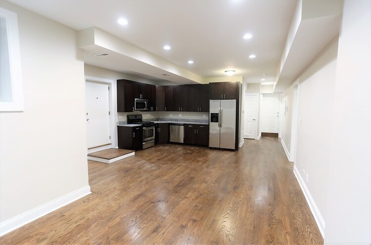 527 W Barry Ave Unit 002T, Chicago, IL 60657 - Condo for Rent in Chicago, IL | Apartments.com