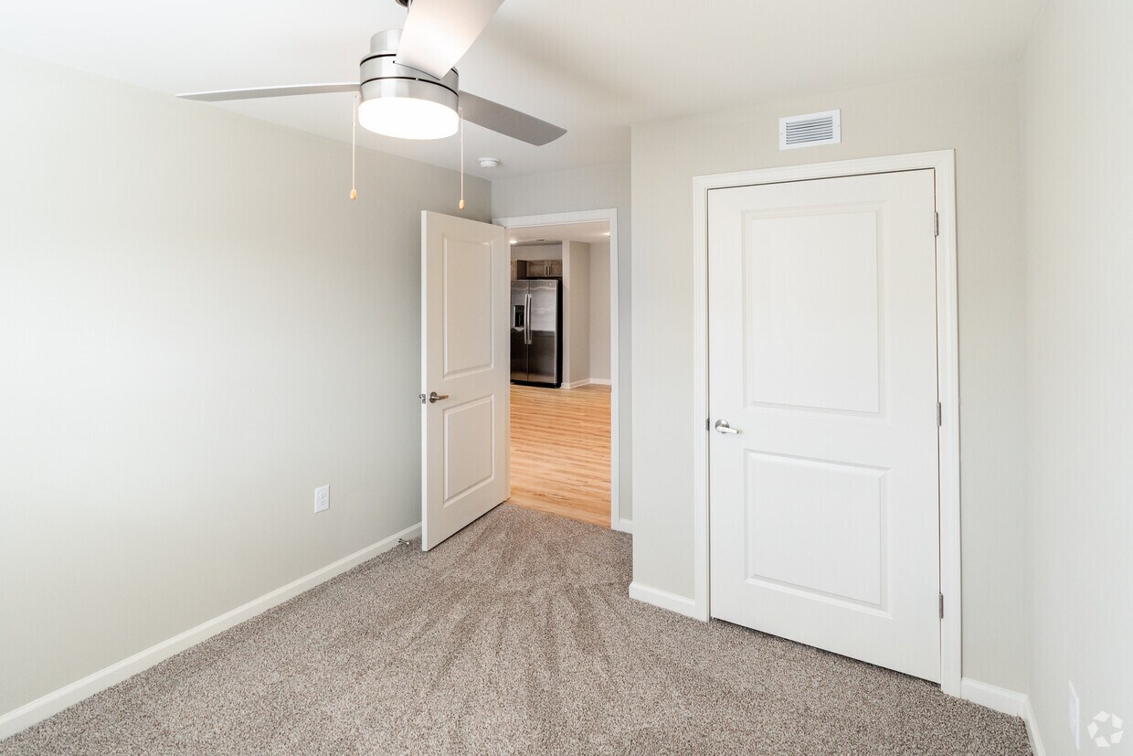 Cedar Trace - 3432 Carr Rd Durham, NC 27703 | Apartments.com