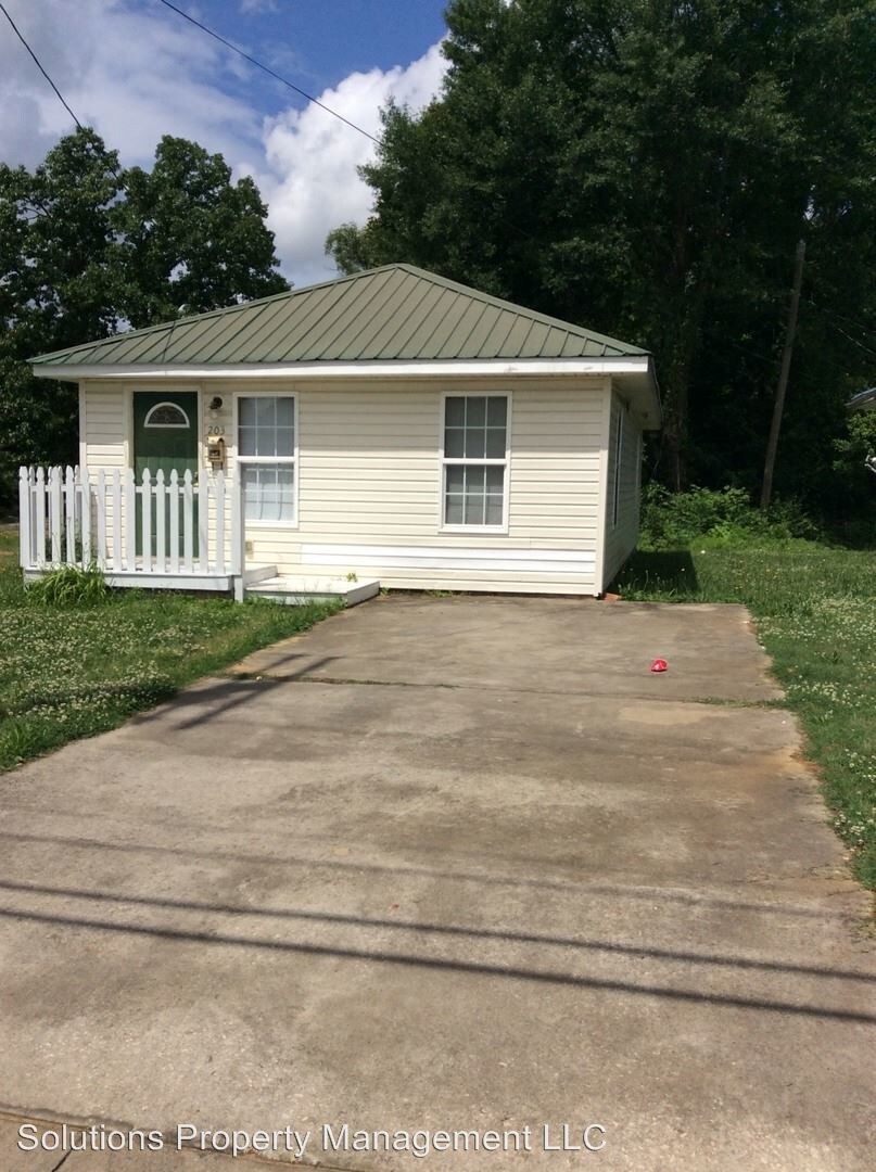 203 Lineberger St, Shelby, NC 28150 - House Rental in Shelby, NC ...