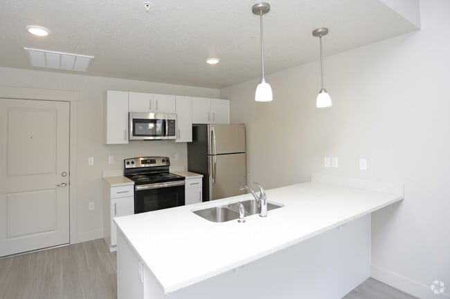 Jordan Meadows Pet Friendly Townhouses for Rent - Salt Lake City, UT ...