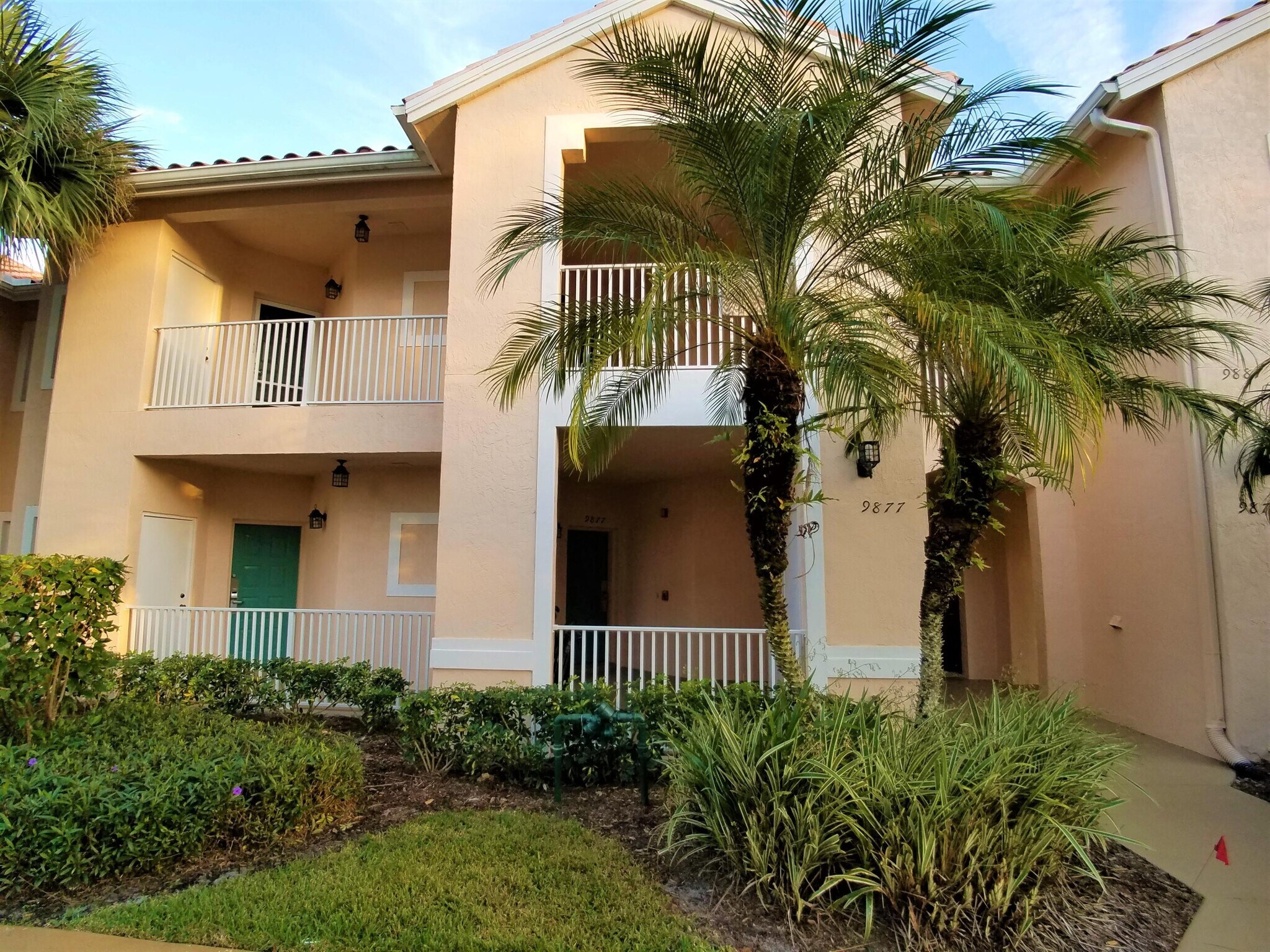 9877 Perfect Dr Unit #129 Side B, Port Saint Lucie, FL 34986 - Condo ...