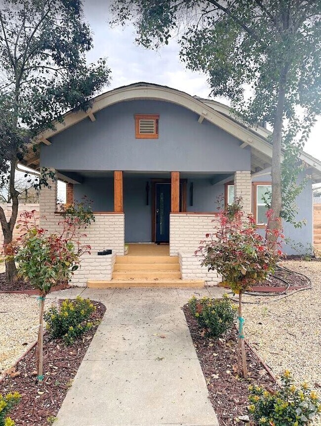 Uptown District Apartments for Rent - Merced, CA - 2 Rentals ...