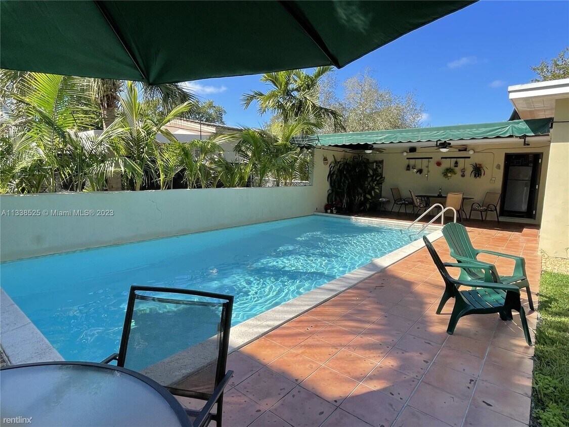 5940 SW 82nd St, South Miami, FL 33143 - House Rental in South Miami ...