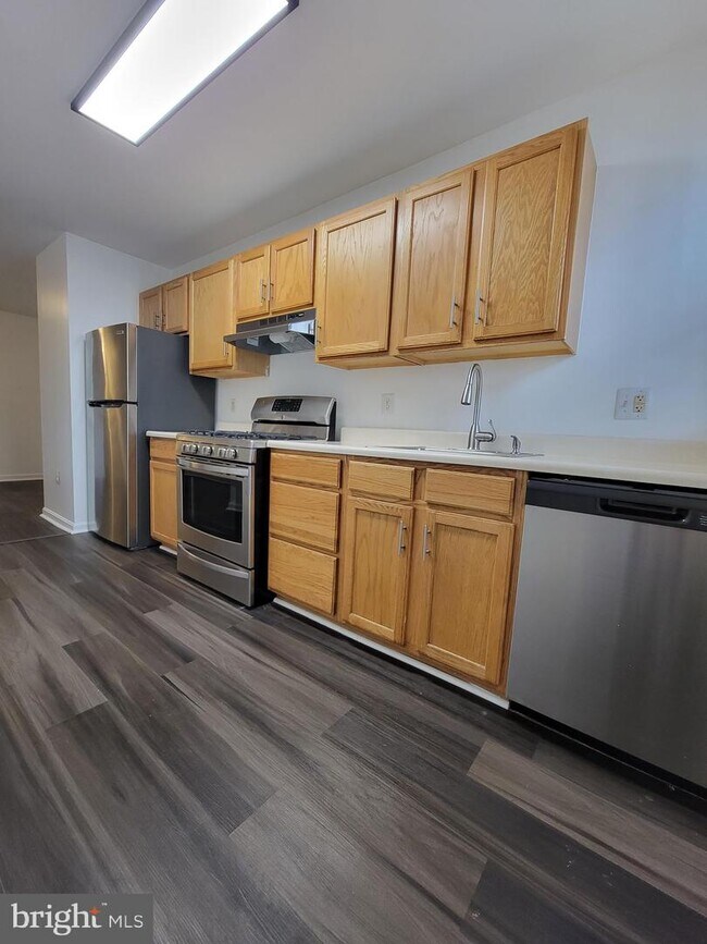 1135 N Stricker St, Baltimore, MD 21217 - Townhome Rentals in Baltimore ...
