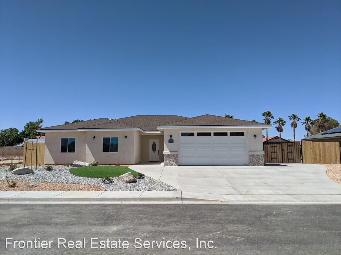 1025 Ocean Ave, Ridgecrest, CA 93555 - House Rental in Ridgecrest, CA ...