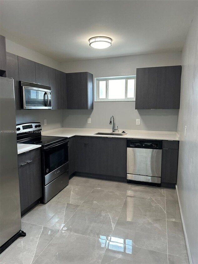1636 Wilson St Unit S, Hollywood, FL 33020 - Room for Rent in Hollywood ...